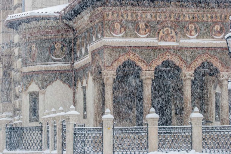 Bucharest in winter - Tours of Romania. Covinnus Travel