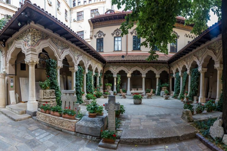 Stavropoleos Church. Tourist sights in Bucharest. Tours of Romania.
